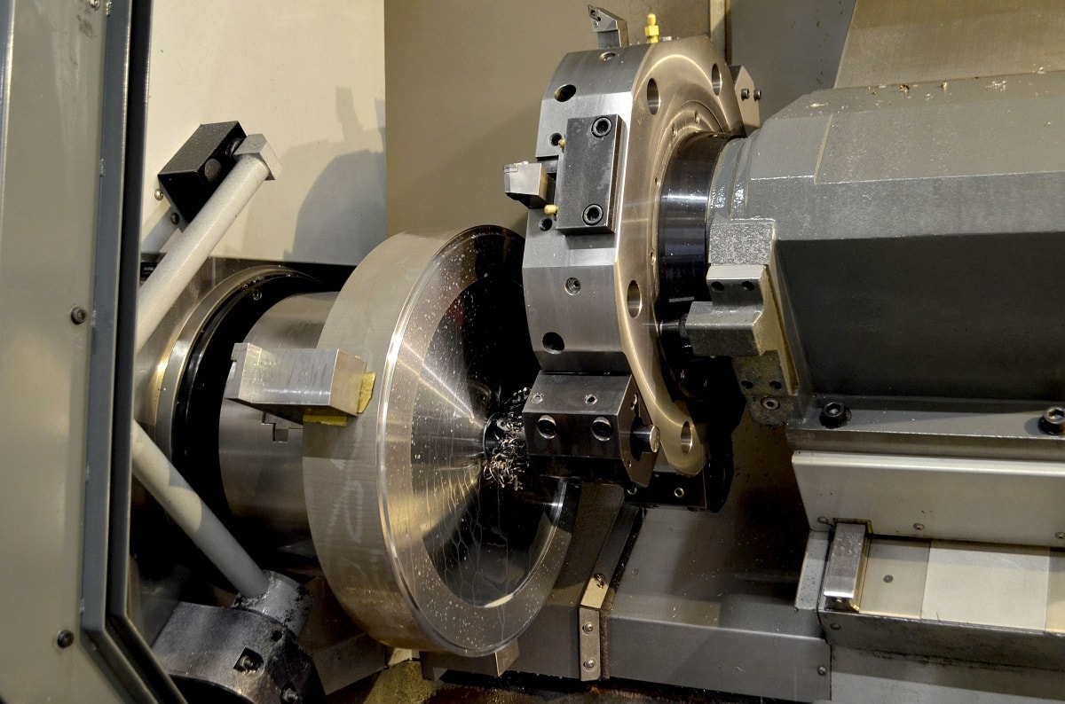 CNC Turning of metal, steel and aluminimum | SMI Verspaning